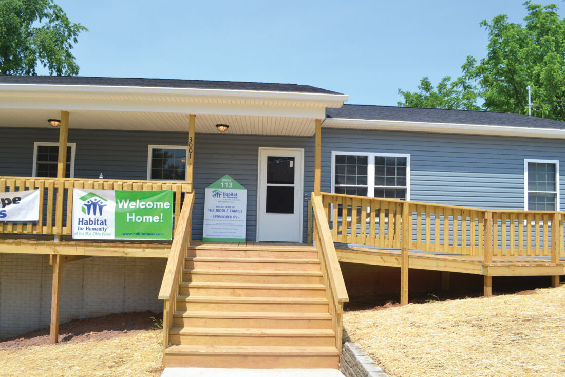 Habitat for Humanity of the Mid-Ohio Valley dedicates Parkersburg home ...